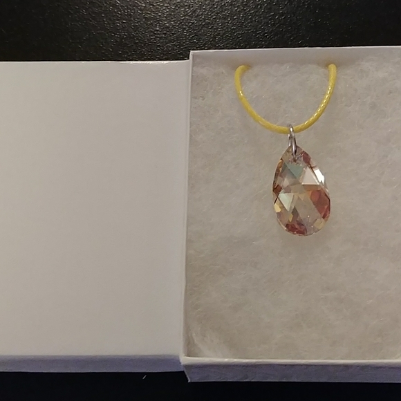 Jewelry | Sunshine Gold Crystal Teardrop Necklace | Poshmark